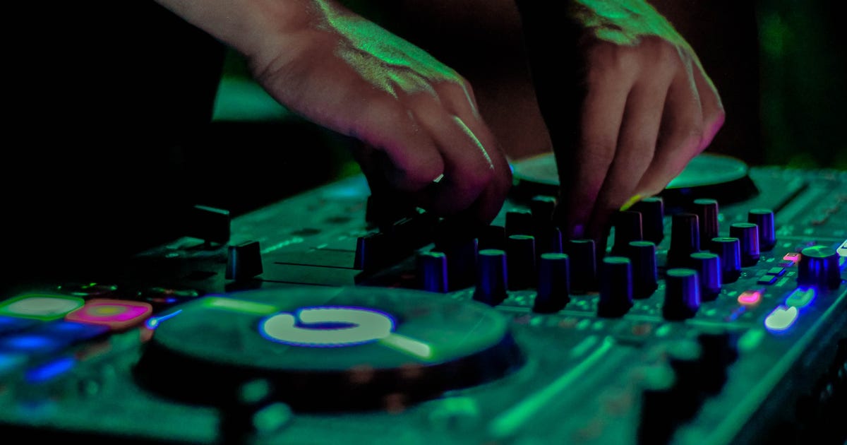 Über mich - Über mich | Dj Dirk Über mich - Über mich | Dj Dirk
