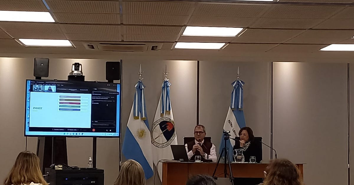 ATENEO LENGUAJE CLARO - Lenguaje Claro | Maria Eugenia Sierra ATENEO LENGUAJE CLARO - Lenguaje Claro | Maria Eugenia Sierra