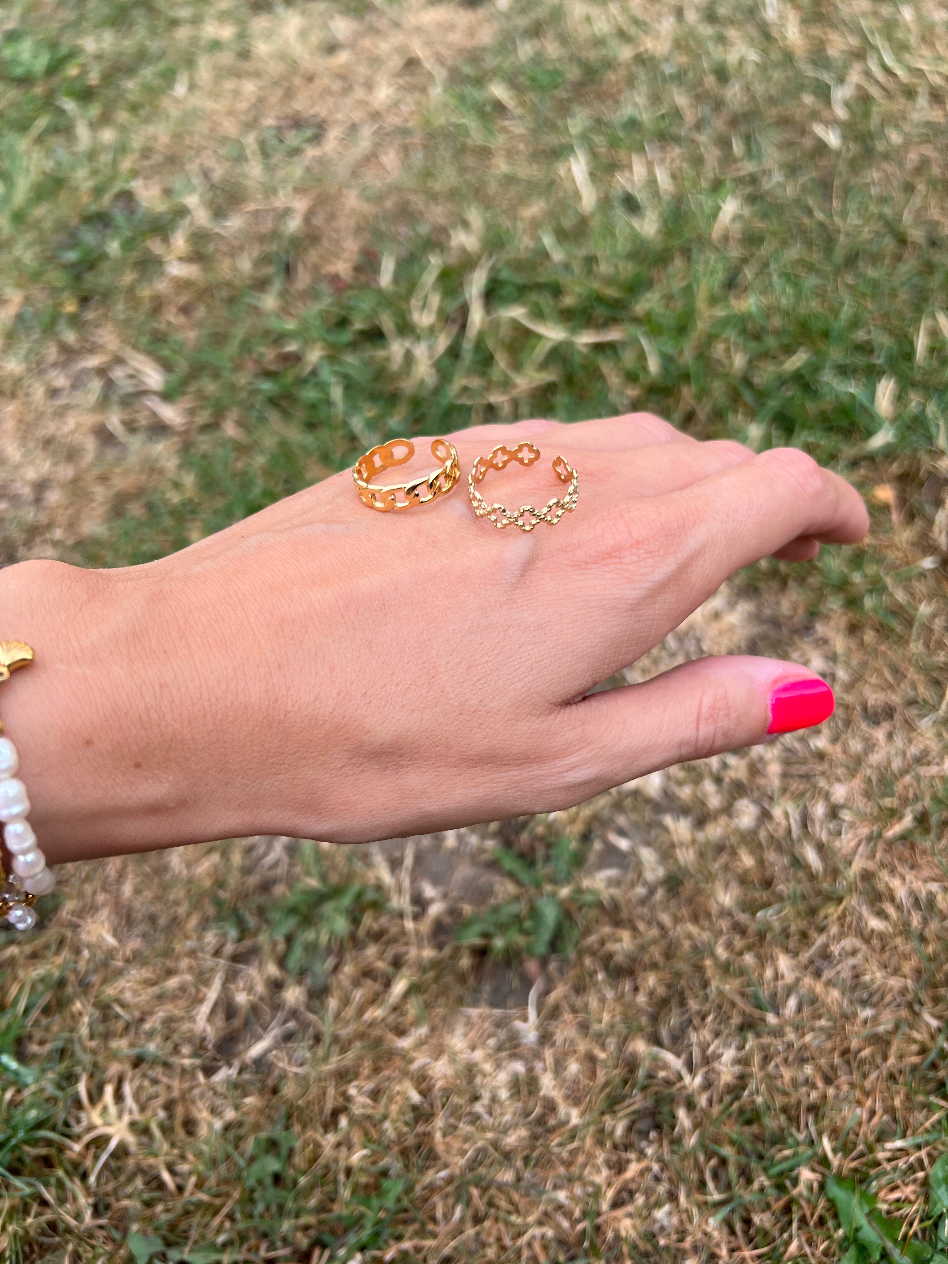 Chain finger ring store